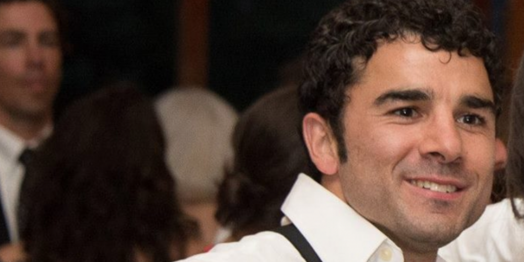 Changing the World With Words with Abraham Gordon - Top Entrepreneurs ...