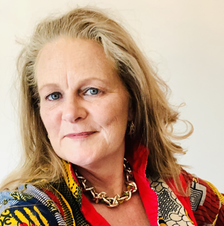 Doing Business in Africa with Dr. Deanne De Vries - Top Entrepreneurs ...