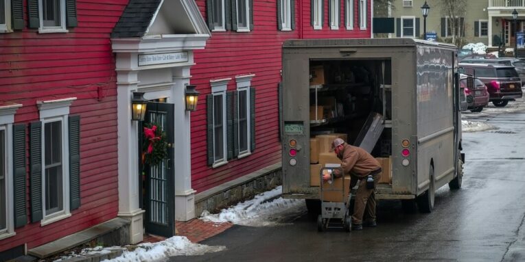 How Cold Chain Shipping Keeps Your Products Fresh - Top Entrepreneurs ...